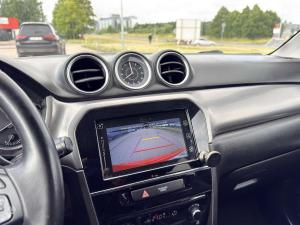 Red Suzuki Vitara 2016 in Panevezys, with an engine capacity of 1.60 L and mileage of 276 thousand km for 9990 €, photo 20 on AUTOMOTO.COM.LV