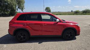 Red Suzuki Vitara 2016 in Marijampole, with an engine capacity of 1.37 L and mileage of 235 thousand km for 8950 €, photo 9 on AUTOMOTO.COM.LV