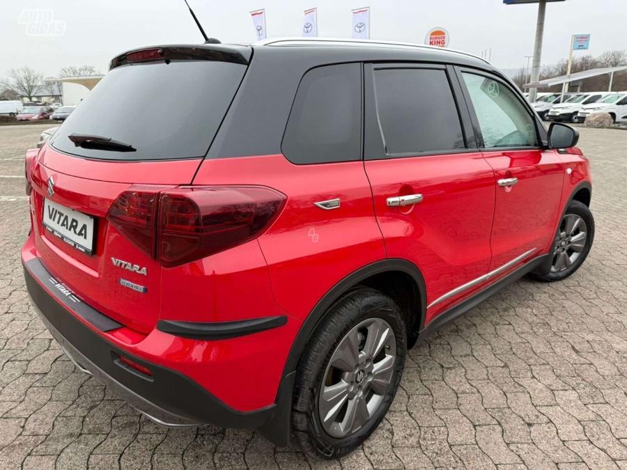 Red Suzuki Vitara 2023 in Kaunas, with an engine capacity of 1.40 L and mileage of 22 thousand km for 22390 €, photo 7 on AUTOMOTO.COM.LV
