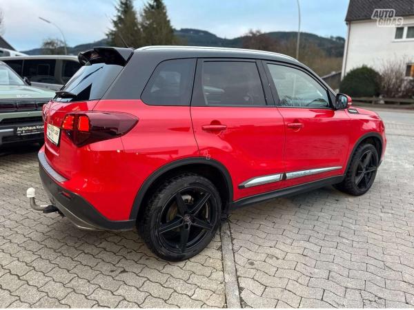 Red Suzuki Vitara 2023 in Kaunas, with an engine capacity of 1.40 L and mileage of 27 thousand km for 23420 €, photo 7 on AUTOMOTO.COM.LV