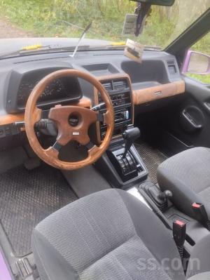 Violet Suzuki Vitara 1993 in Riga, with an engine capacity of 1.60 L and mileage of 46 thousand km for 4500 €, photo 4 on AUTOMOTO.COM.LV