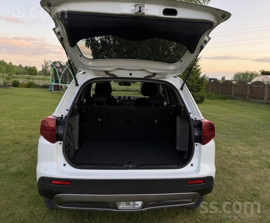Balts Suzuki Vitara 2019 Rīga, ar dzinēja tilpumu 1.00 L un nobraukumu 160 tūkst. km par 9700 €, foto 6 vietnē AUTOMOTO.COM.LV