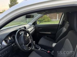 Balts Suzuki Vitara 2019 Rīga, ar dzinēja tilpumu 1.00 L un nobraukumu 160 tūkst. km par 9700 €, foto 9 vietnē AUTOMOTO.COM.LV