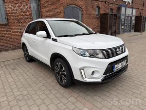 White Suzuki Vitara 2019 in Liepaja, with an engine capacity of 1.40 L and mileage of 64 thousand km for 16500 €, photo 6 on AUTOMOTO.COM.LV