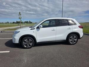 Balts Suzuki Vitara 2019 Marijampole, ar dzinēja tilpumu 1.37 L un nobraukumu 240 tūkst. km par 8490 €, foto 4 vietnē AUTOMOTO.COM.LV