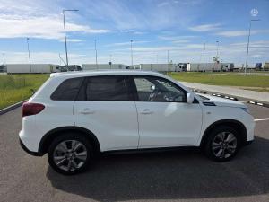 Balts Suzuki Vitara 2019 Marijampole, ar dzinēja tilpumu 1.37 L un nobraukumu 240 tūkst. km par 8490 €, foto 13 vietnē AUTOMOTO.COM.LV