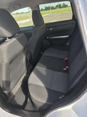 Balts Suzuki Vitara 2019 Marijampole, ar dzinēja tilpumu 1.37 L un nobraukumu 240 tūkst. km par 8490 €, foto 20 vietnē AUTOMOTO.COM.LV