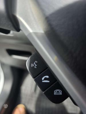 Balts Suzuki Vitara 2019 Marijampole, ar dzinēja tilpumu 1.37 L un nobraukumu 240 tūkst. km par 8490 €, foto 26 vietnē AUTOMOTO.COM.LV
