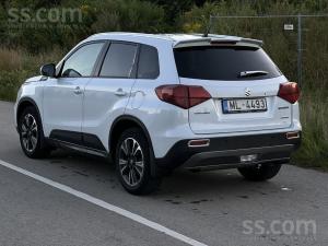 Balts Suzuki Vitara 2020 Rīga, ar dzinēja tilpumu 1.40 L un nobraukumu 120 tūkst. km par 13800 €, foto 5 vietnē AUTOMOTO.COM.LV