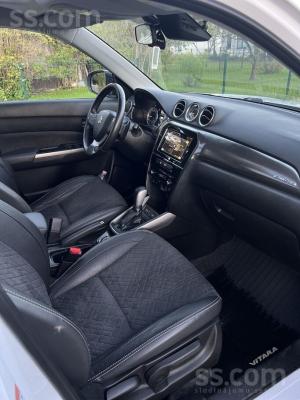 Balts Suzuki Vitara 2020 Rīga, ar dzinēja tilpumu 1.40 L un nobraukumu 120 tūkst. km par 13800 €, foto 10 vietnē AUTOMOTO.COM.LV