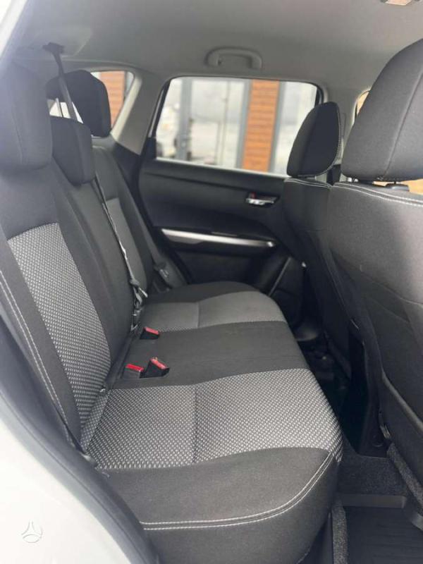 Balts Suzuki Vitara 2021 Viļņa, ar dzinēja tilpumu 1.37 L un nobraukumu 287 tūkst. km par 13431 €, foto 11 vietnē AUTOMOTO.COM.LV
