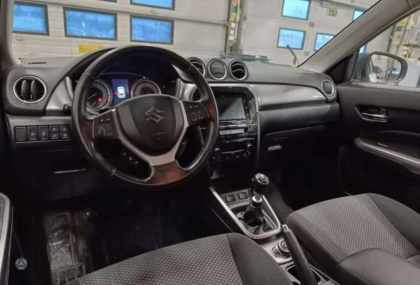 Balts Suzuki Vitara 2021 Viļņa, ar dzinēja tilpumu 1.37 L un nobraukumu 152 tūkst. km par 12100 €, foto 6 vietnē AUTOMOTO.COM.LV