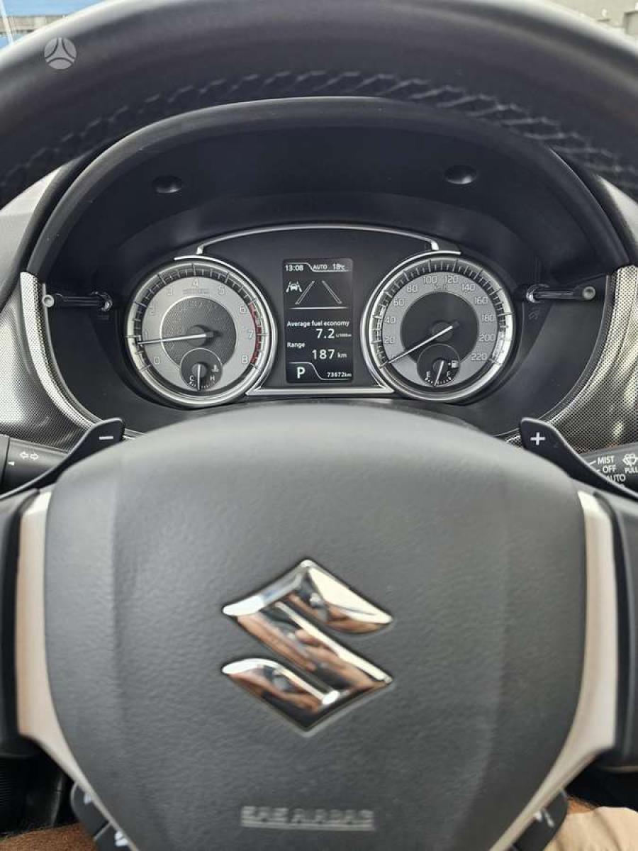 White Suzuki Vitara 2021 in Vilnius, with an engine capacity of 1.37 L and mileage of 74 thousand km for 17500 €, photo 22 on AUTOMOTO.COM.LV