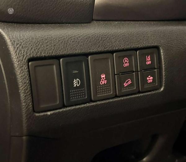 Balts Suzuki Vitara 2021 Marijampole, ar dzinēja tilpumu 1.37 L un nobraukumu 211 tūkst. km par 12099 €, foto 4 vietnē AUTOMOTO.COM.LV