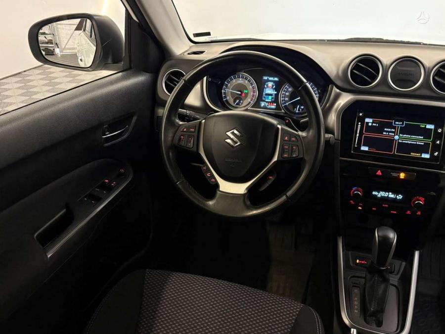 Balts Suzuki Vitara 2021 Marijampole, ar dzinēja tilpumu 1.37 L un nobraukumu 211 tūkst. km par 12099 €, foto 10 vietnē AUTOMOTO.COM.LV