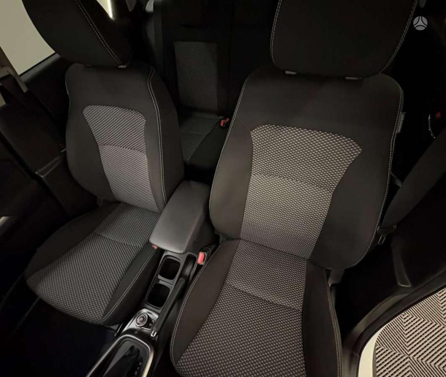 Balts Suzuki Vitara 2021 Marijampole, ar dzinēja tilpumu 1.37 L un nobraukumu 211 tūkst. km par 12099 €, foto 20 vietnē AUTOMOTO.COM.LV
