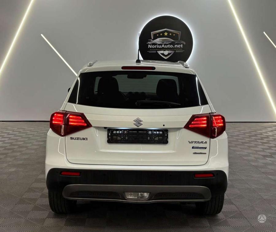 Balts Suzuki Vitara 2021 Marijampole, ar dzinēja tilpumu 1.37 L un nobraukumu 211 tūkst. km par 12099 €, foto 22 vietnē AUTOMOTO.COM.LV