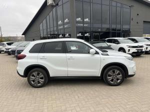 Balts Suzuki Vitara 2022 Tauragė, ar dzinēja tilpumu 1.40 L un nobraukumu 171 tūkst. km par 8300 €, foto 3 vietnē AUTOMOTO.COM.LV