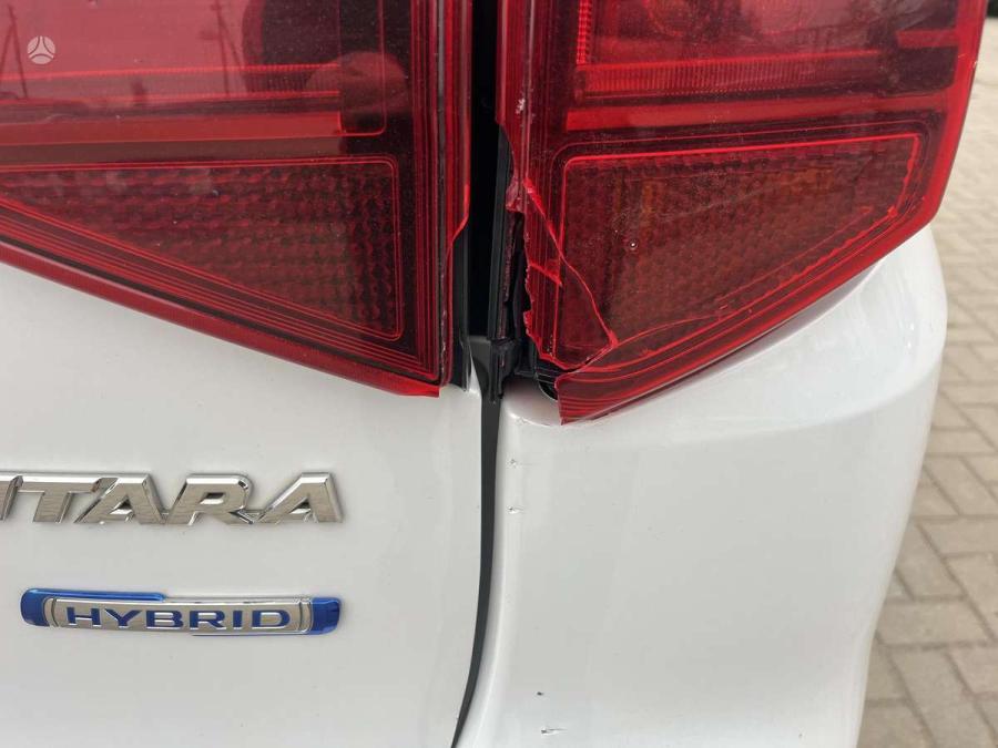 Balts Suzuki Vitara 2022 Tauragė, ar dzinēja tilpumu 1.40 L un nobraukumu 171 tūkst. km par 8300 €, foto 7 vietnē AUTOMOTO.COM.LV