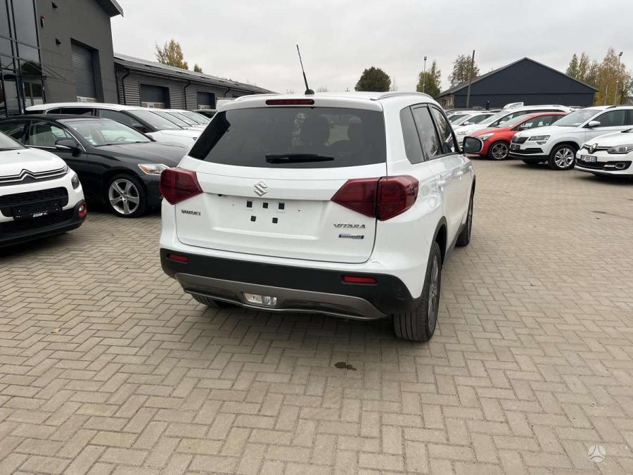 Balts Suzuki Vitara 2022 Tauragė, ar dzinēja tilpumu 1.40 L un nobraukumu 171 tūkst. km par 8300 €, foto 8 vietnē AUTOMOTO.COM.LV