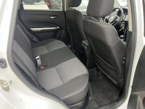 Balts Suzuki Vitara 2022 Tauragė, ar dzinēja tilpumu 1.40 L un nobraukumu 171 tūkst. km par 8300 €, foto 17 vietnē AUTOMOTO.COM.LV