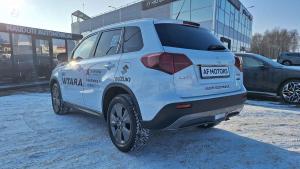 Balts Suzuki Vitara 2025 Kauņa, ar dzinēja tilpumu 1.46 L un nobraukumu 661 tūkst. km par 24688 €, foto 26 vietnē AUTOMOTO.COM.LV