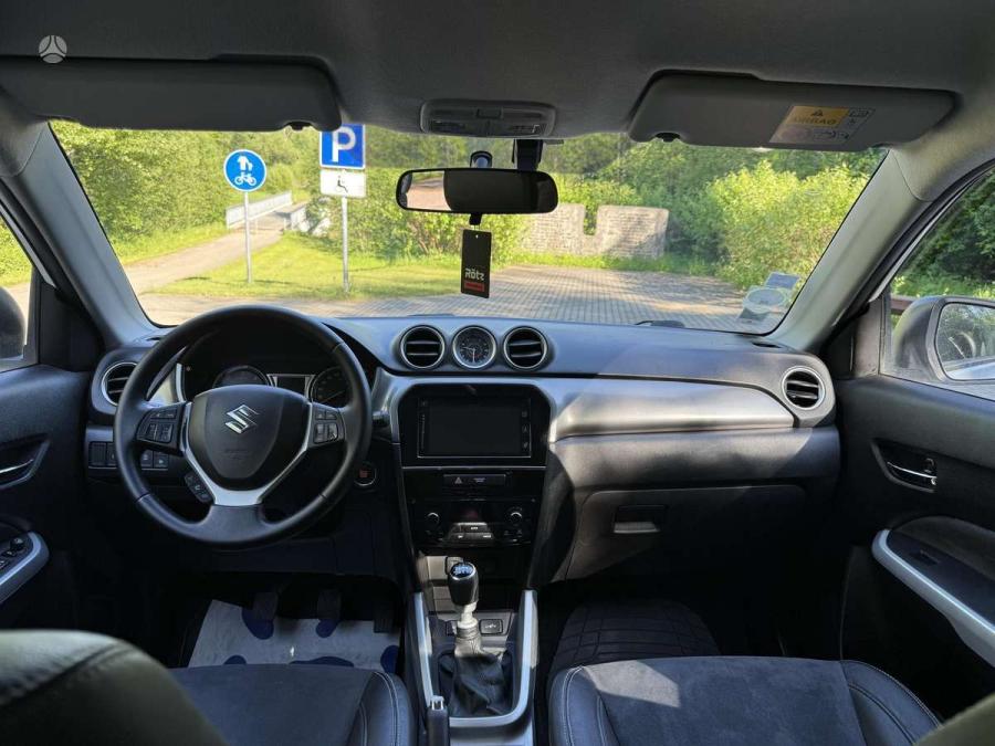 Balts Suzuki Vitara 2016 Tauragė, ar dzinēja tilpumu 1.60 L un nobraukumu 165 tūkst. km par 7000 €, foto 9 vietnē AUTOMOTO.COM.LV