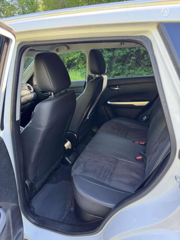 Balts Suzuki Vitara 2016 Tauragė, ar dzinēja tilpumu 1.60 L un nobraukumu 165 tūkst. km par 7000 €, foto 10 vietnē AUTOMOTO.COM.LV