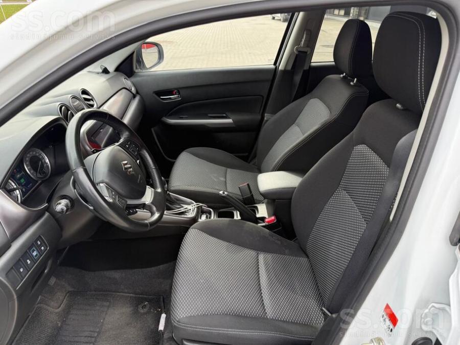 Balts Suzuki Vitara 2023 Rīga, ar dzinēja tilpumu 1.50 L un nobraukumu 85 tūkst. km par 21900 €, foto 10 vietnē AUTOMOTO.COM.LV