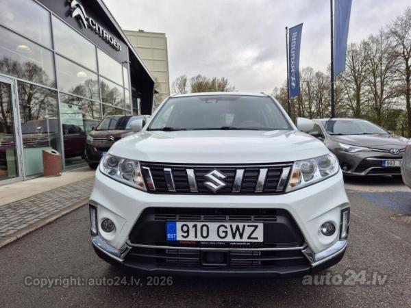 White Suzuki Vitara 2019 in Tartu, with an engine capacity of 1.40 L and mileage of 84 thousand km for 17100 €, photo 4 on AUTOMOTO.COM.LV