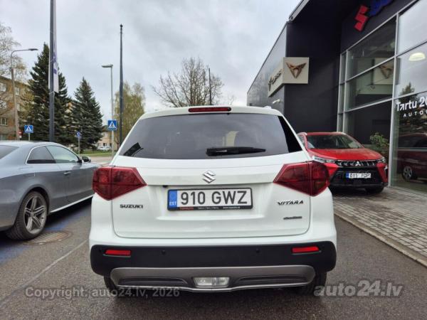 White Suzuki Vitara 2019 in Tartu, with an engine capacity of 1.40 L and mileage of 84 thousand km for 17100 €, photo 8 on AUTOMOTO.COM.LV