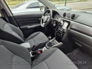 White Suzuki Vitara 2019 in Tartu, with an engine capacity of 1.40 L and mileage of 84 thousand km for 17100 €, photo 10 on AUTOMOTO.COM.LV