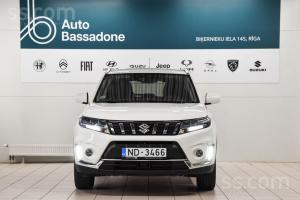Balts Suzuki Vitara 2022 Rīga, ar dzinēja tilpumu 1.40 L un nobraukumu 34 tūkst. km par 18390 €, foto 2 vietnē AUTOMOTO.COM.LV