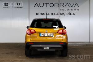 Yellow Suzuki Vitara 2019 in Riga, with an engine capacity of 1.40 L and mileage of 9 thousand km for 13900 €, photo 7 on AUTOMOTO.COM.LV