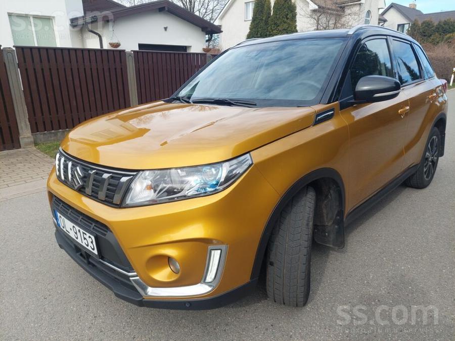 Yellow Suzuki Vitara 2020 in Riga, with an engine capacity of 1.40 L and mileage of 0 thousand km for 13785 €, photo 1 on AUTOMOTO.COM.LV
