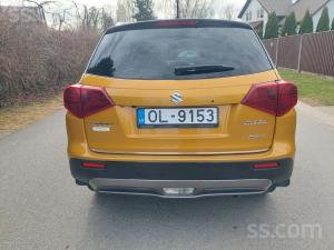 Yellow Suzuki Vitara 2020 in Riga, with an engine capacity of 1.40 L and mileage of 0 thousand km for 13785 €, photo 8 on AUTOMOTO.COM.LV