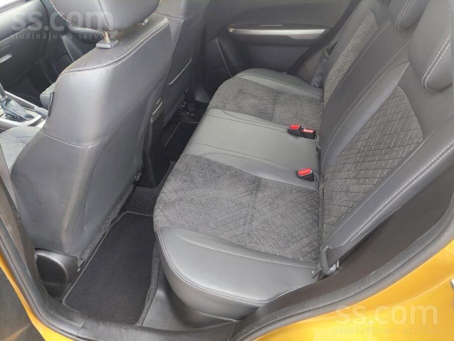 Yellow Suzuki Vitara 2020 in Riga, with an engine capacity of 1.40 L and mileage of 0 thousand km for 13785 €, photo 14 on AUTOMOTO.COM.LV