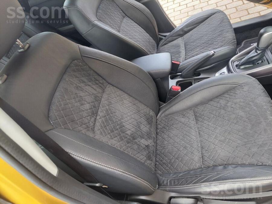 Yellow Suzuki Vitara 2020 in Riga, with an engine capacity of 1.40 L and mileage of 0 thousand km for 13785 €, photo 16 on AUTOMOTO.COM.LV