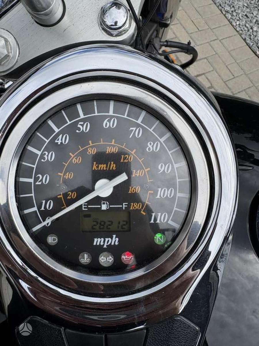Suzuki VL 2002 in Kedainiai, with an engine capacity of 0.80 L and mileage of 45 thousand km for 3200 €, photo 6 on AUTOMOTO.COM.LV