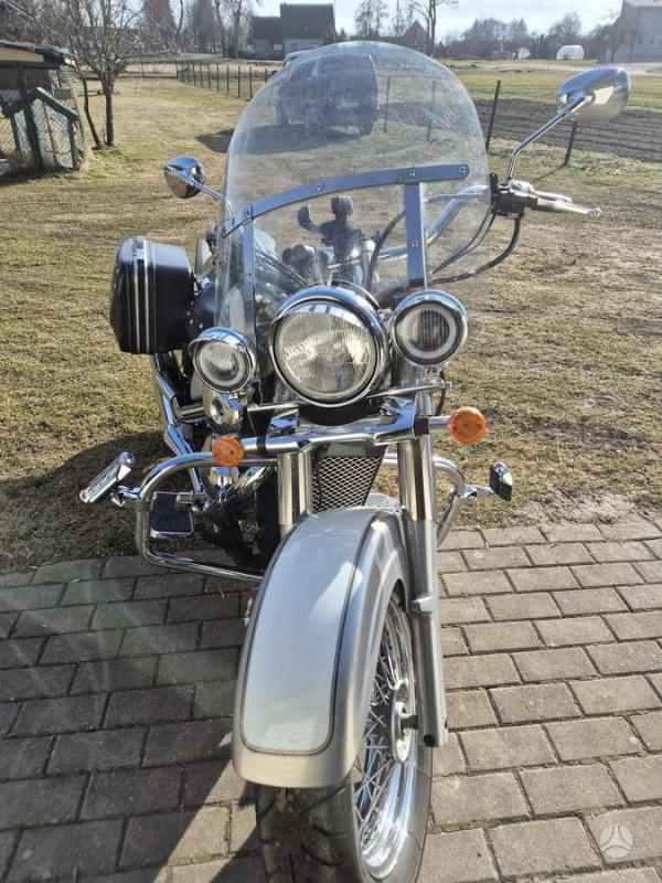 Suzuki VL 2005 in Moletai on AUTOMOTO.COM.LV Suzuki VL 2005 in Moletai, with an engine capacity of 0.80 L and mileage of 32 thousand km for 3300 €, photo 1 on AUTOMOTO.COM.LV