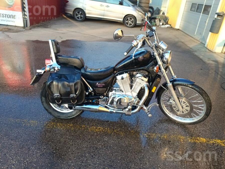 Suzuki VS 800 1997 in Riga, with an engine capacity of 0.81 L and mileage of 0 thousand km for 3000 €, photo 3 on AUTOMOTO.COM.LV