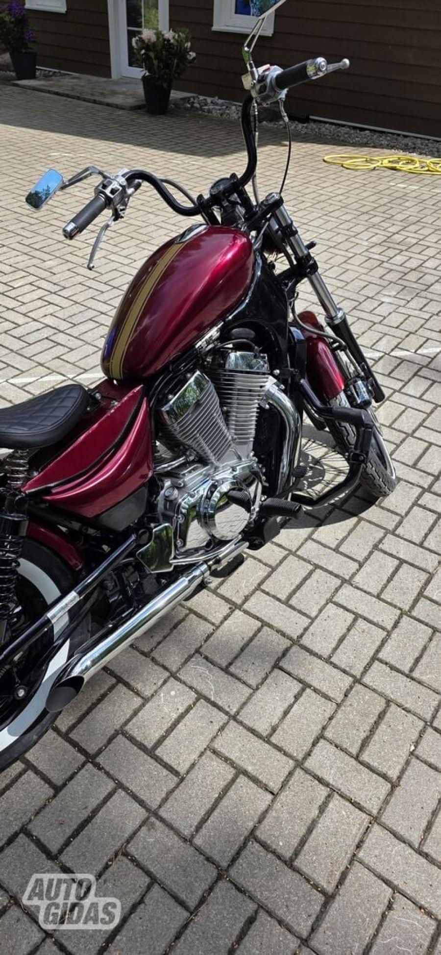 Suzuki VS 1993 in Kaunas, with an engine capacity of 0.00 L and mileage of 0 thousand km for 2750 €, photo 4 on AUTOMOTO.COM.LV