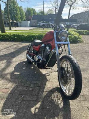 Red Suzuki VS 1992 in Vilnius, with an engine capacity of 0.70 L and mileage of 0 thousand km for 1100 €, photo 9 on AUTOMOTO.COM.LV