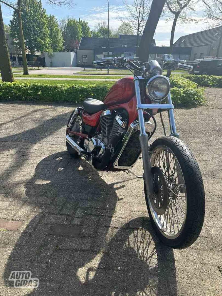 Red Suzuki VS 1992 in Vilnius, with an engine capacity of 0.70 L and mileage of 0 thousand km for 1100 €, photo 9 on AUTOMOTO.COM.LV