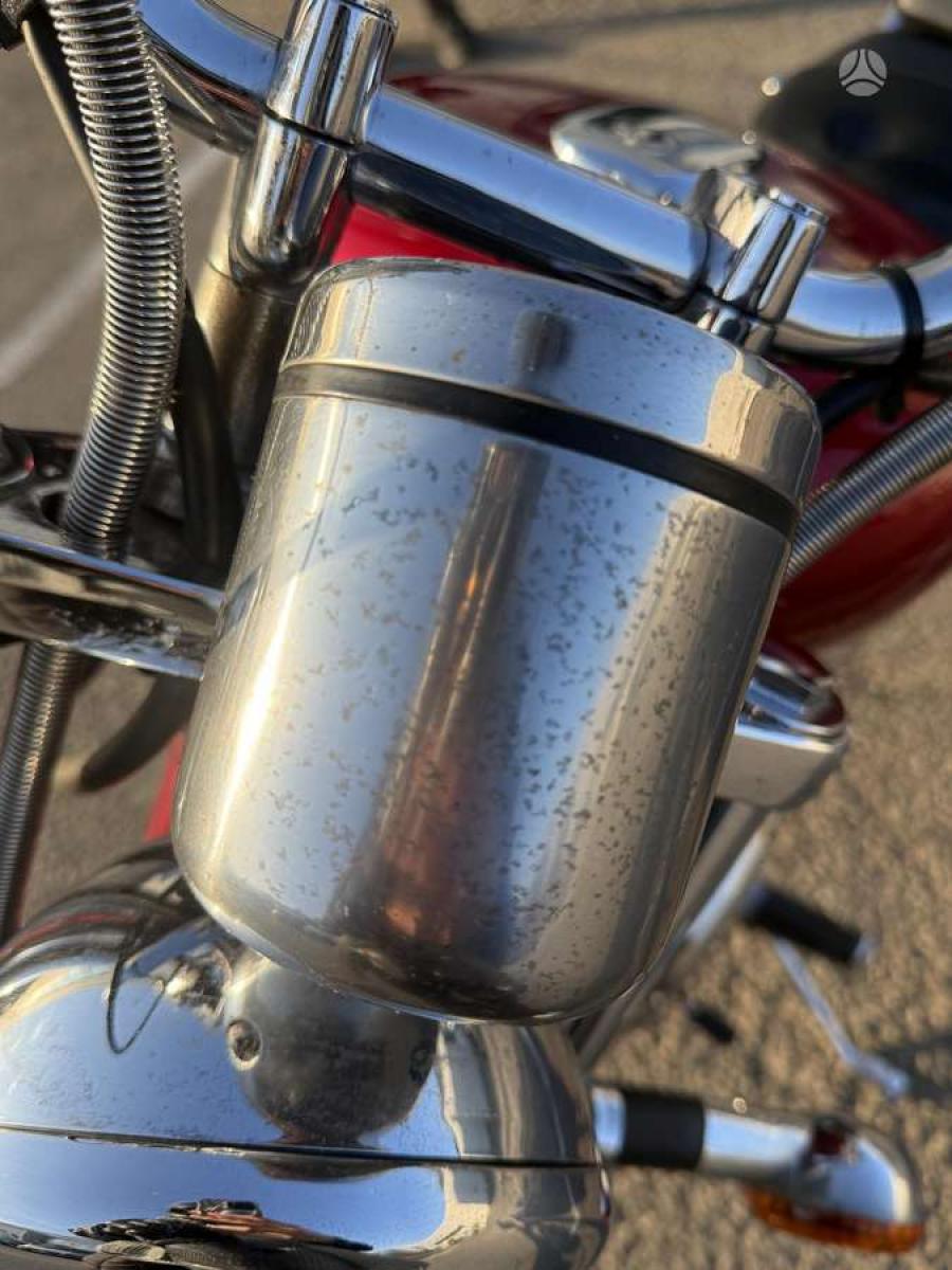 Sarkans Suzuki VS 1996 Viļņa, ar dzinēja tilpumu 0.60 L un nobraukumu 58 tūkst. km par 2499 €, foto 5 vietnē AUTOMOTO.COM.LV