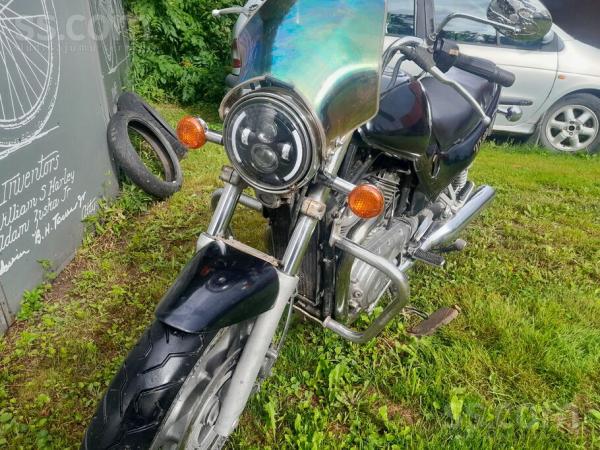 Suzuki VX 800 1993 Rīga, ar dzinēja tilpumu 0.81 L un nobraukumu 0 tūkst. km par 1190 €, foto 2 vietnē AUTOMOTO.COM.LV