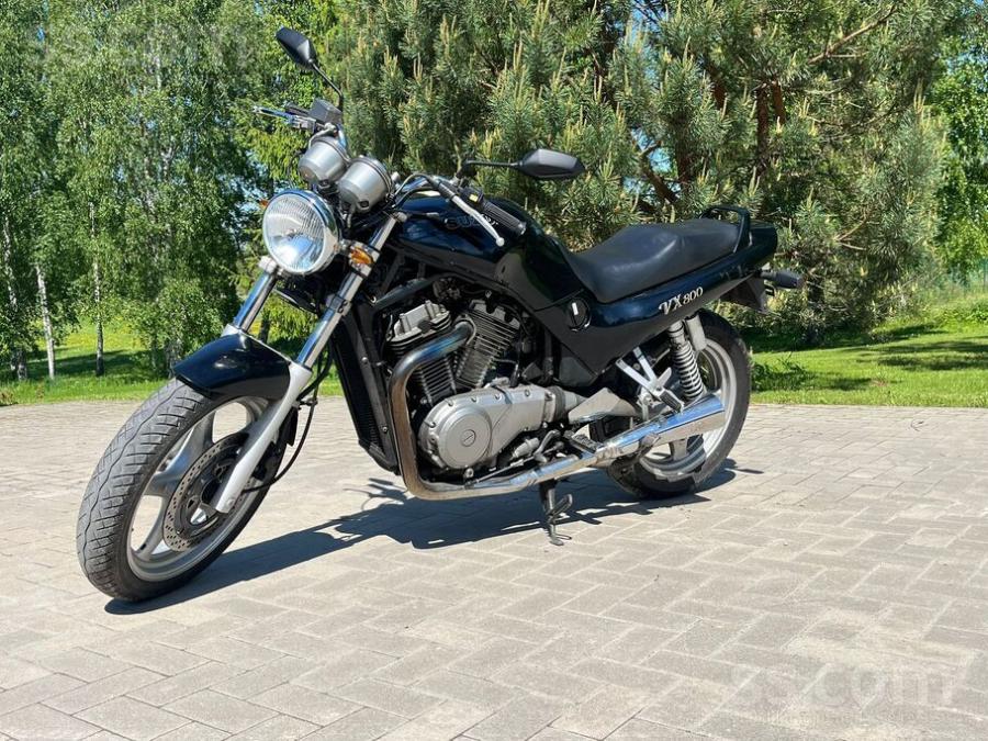 Suzuki VX 800 1997 Cēsis, ar dzinēja tilpumu 0.81 L un nobraukumu 0 tūkst. km par 1850 €, foto 1 vietnē AUTOMOTO.COM.LV