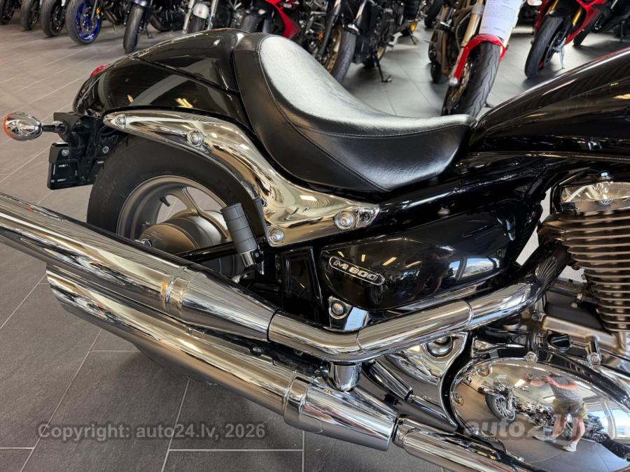 Melns Suzuki VZ 800 2013 Tallina, ar dzinēja tilpumu 0.81 L un nobraukumu 12 tūkst. km par 5990 €, foto 7 vietnē AUTOMOTO.COM.LV