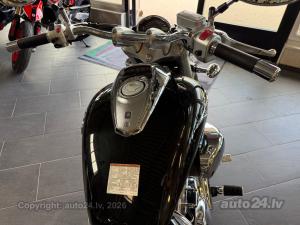 Melns Suzuki VZ 800 2013 Tallina, ar dzinēja tilpumu 0.81 L un nobraukumu 12 tūkst. km par 5990 €, foto 10 vietnē AUTOMOTO.COM.LV