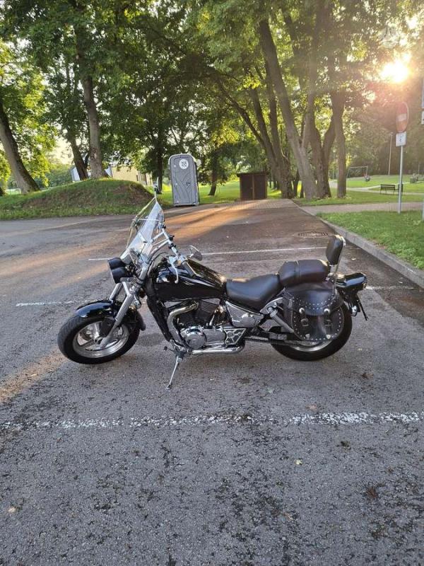 Black Suzuki VZ 1997 in Marijampole, with an engine capacity of 0.80 L and mileage of 36 thousand km for 2600 €, photo 2 on AUTOMOTO.COM.LV